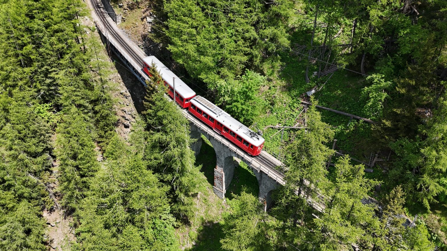 Horaires et tarifs du train du Montenvers Mer de Glace - Train du ...